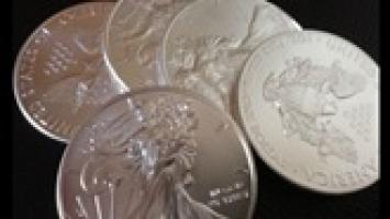 The Interesting Relationship Between Silver Rallies And Interest Rates ...